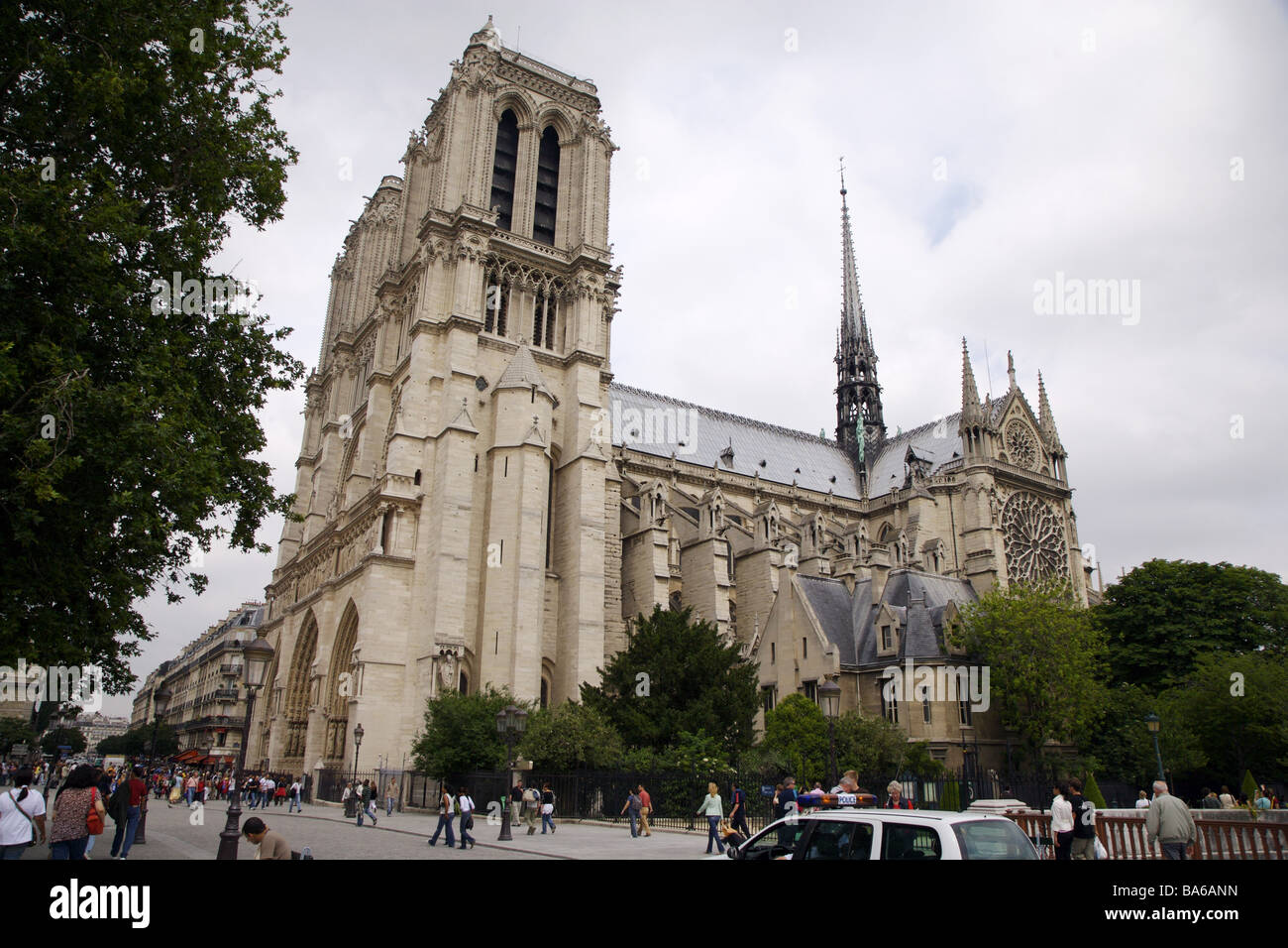 Facade of a building Paris Stock Photo - Alamy