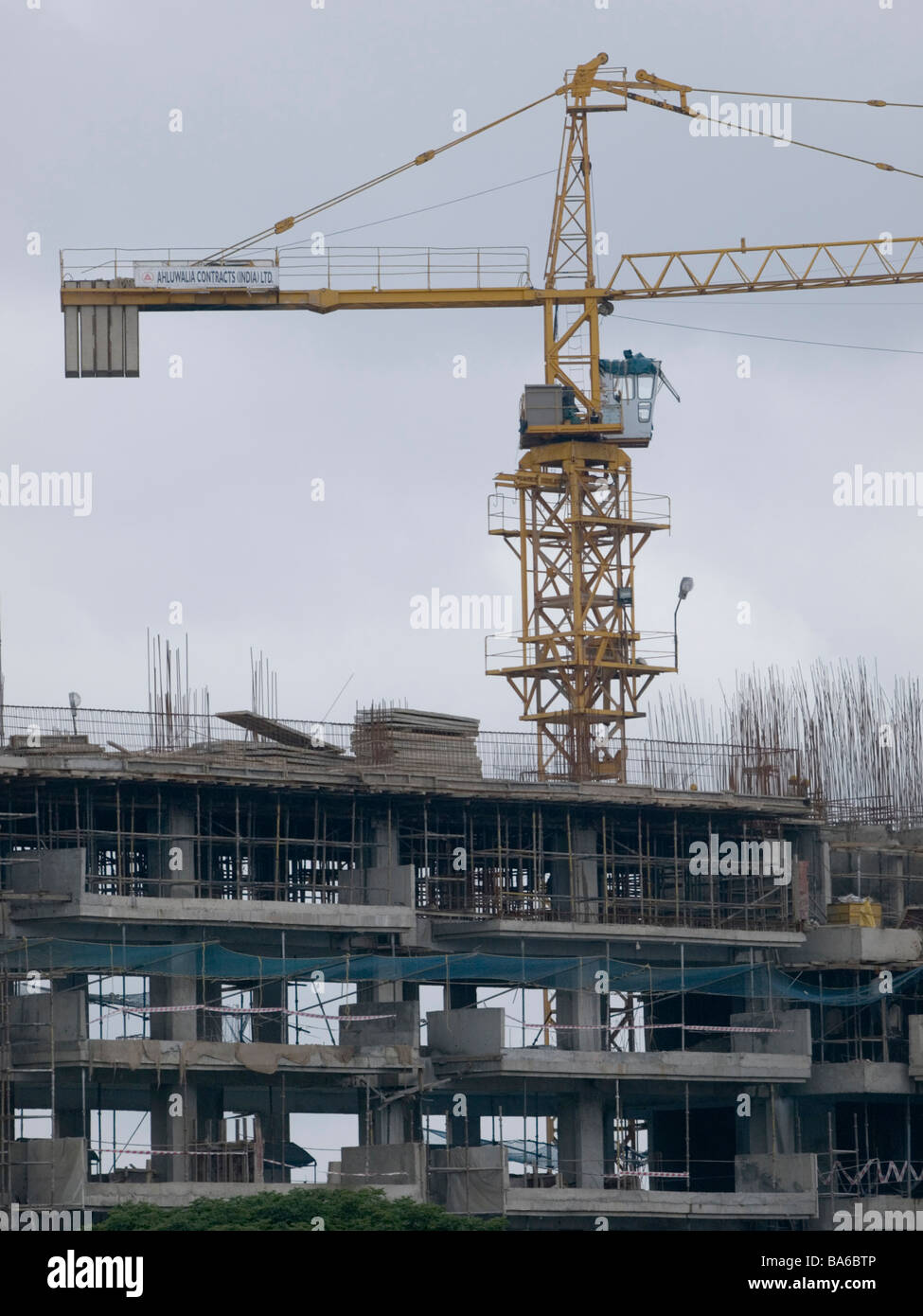 Construction crane at work Stock Photo - Alamy