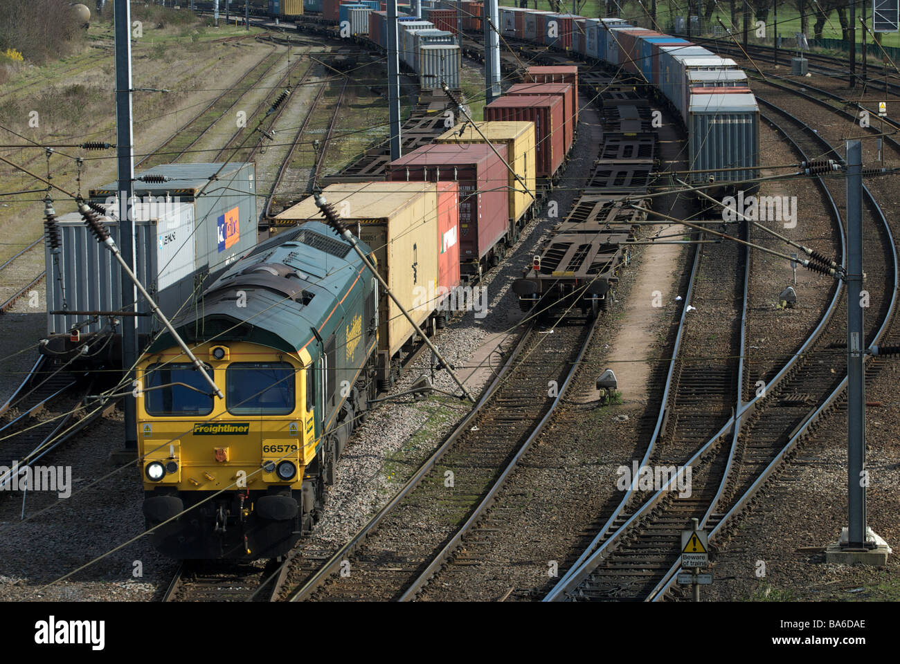Freightliner heavy haul hi-res stock photography and images - Alamy