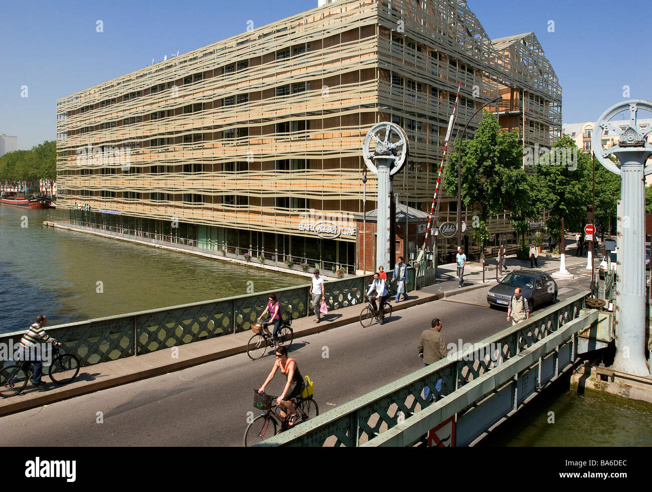 France, Paris, the biggest youth hostel of Europe by architects Chaix ...