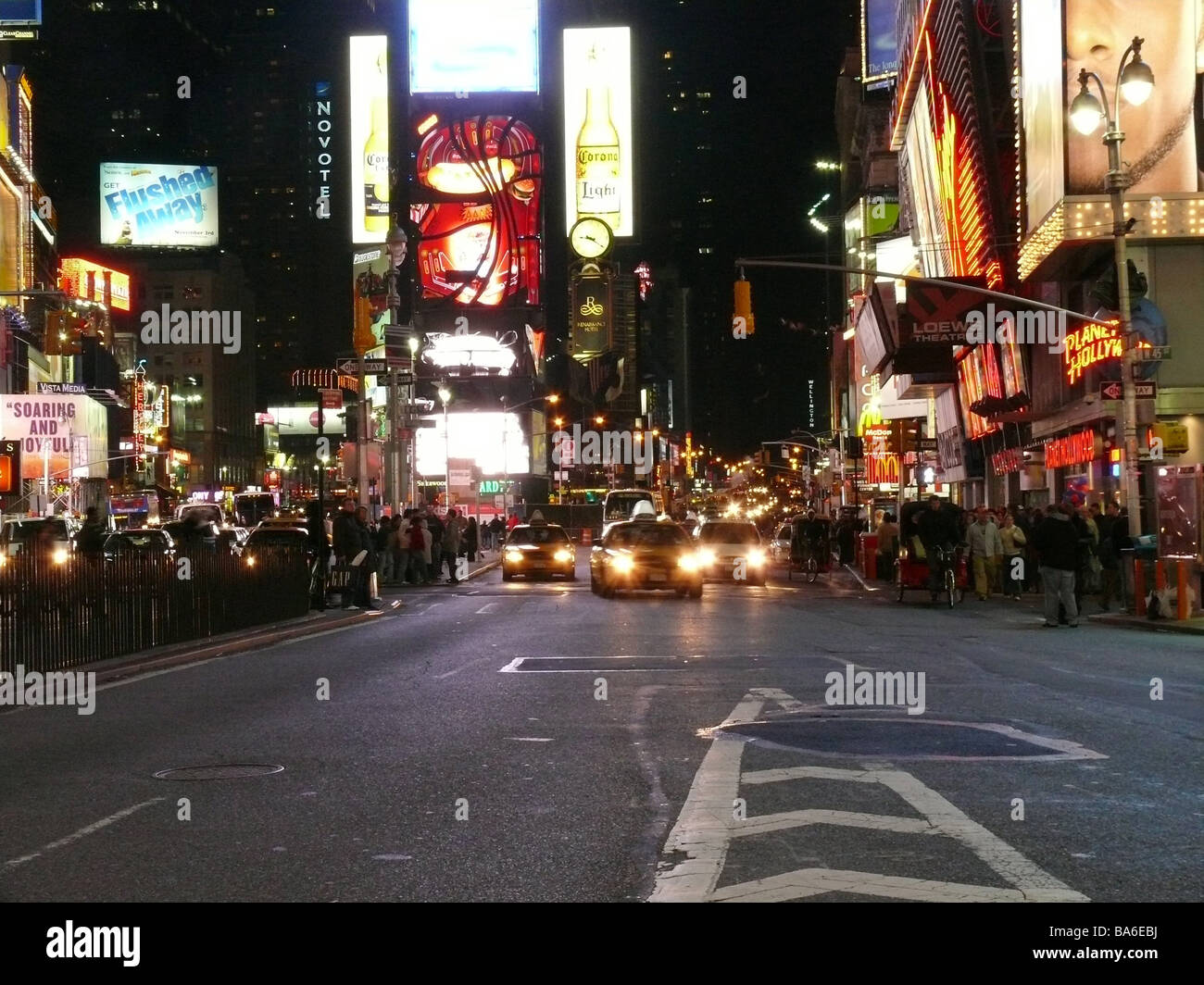 USA New York city Times Square street-scene night America city ...