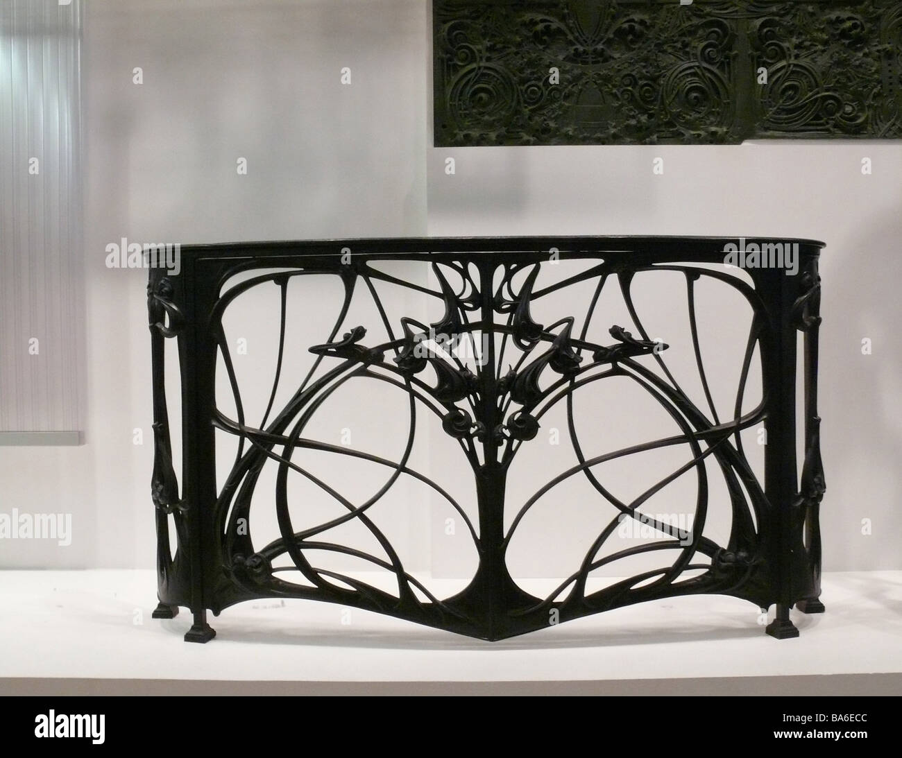 USA New York city museum of modern type exhibit Art Nouveau*-hand-rails ...