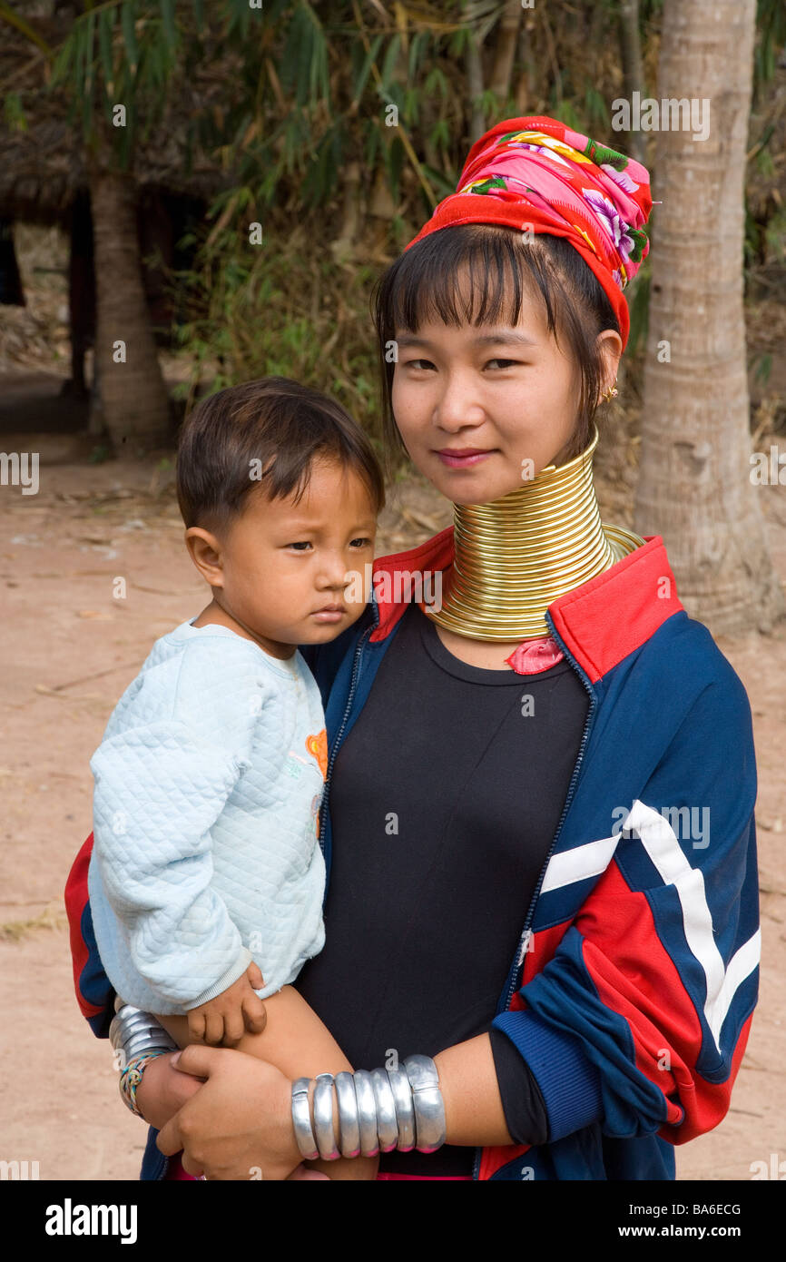 Long necked women hi-res stock photography and images - Alamy