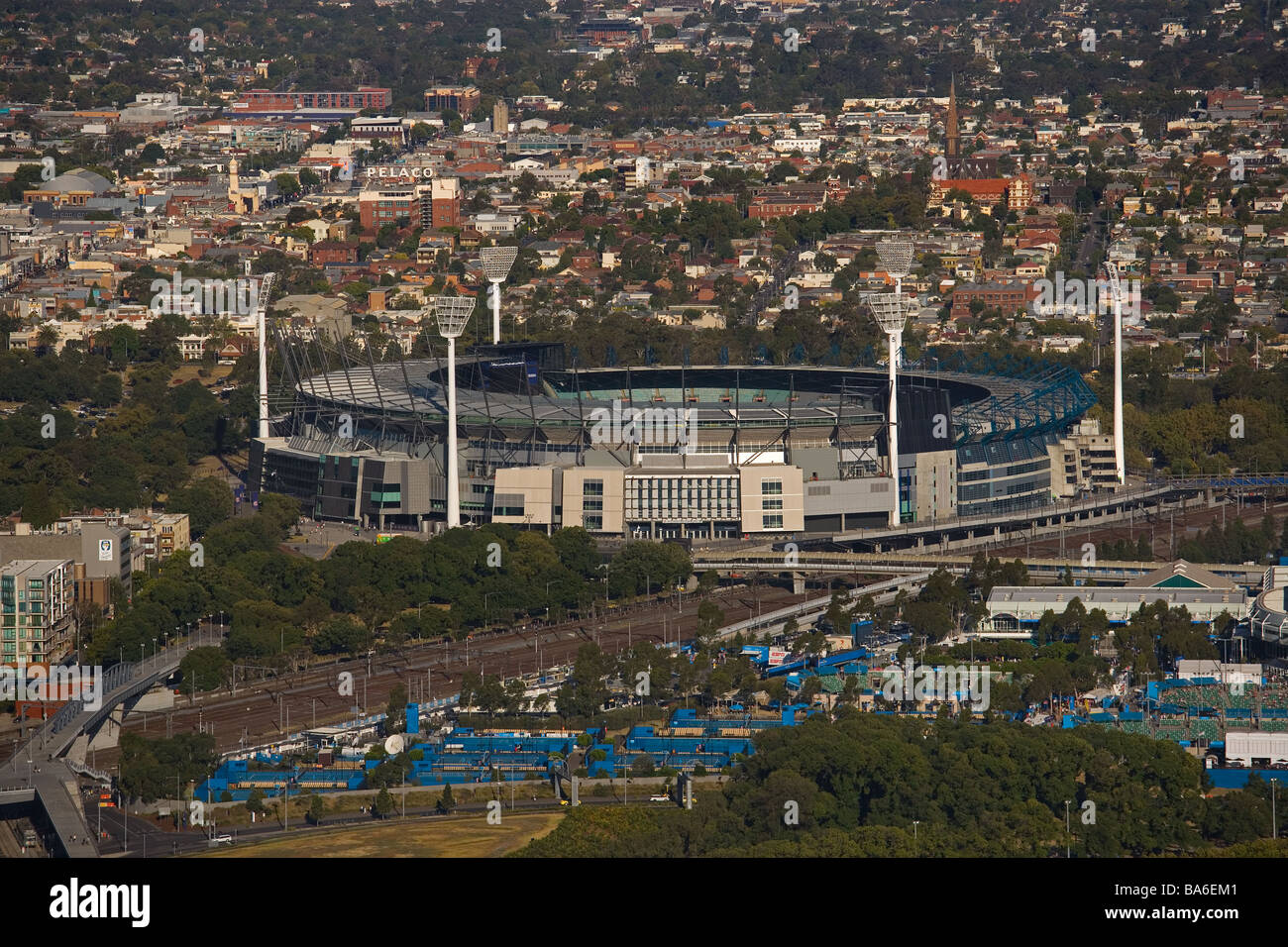 Mcg stadium hi-res stock photography and images - Alamy