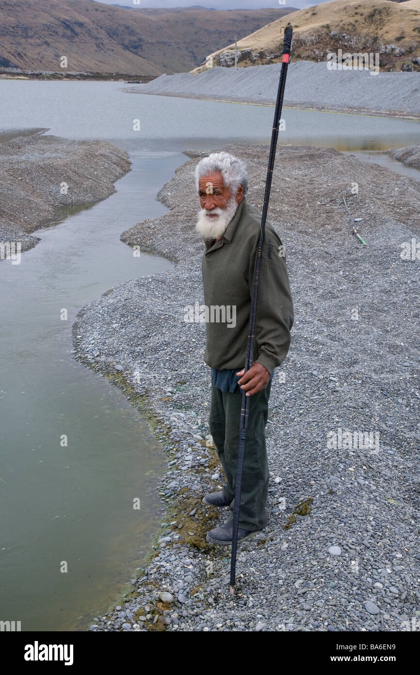 Maori Eel Catcher Banks Peninsula New Zealand Stock Photo - Alamy
