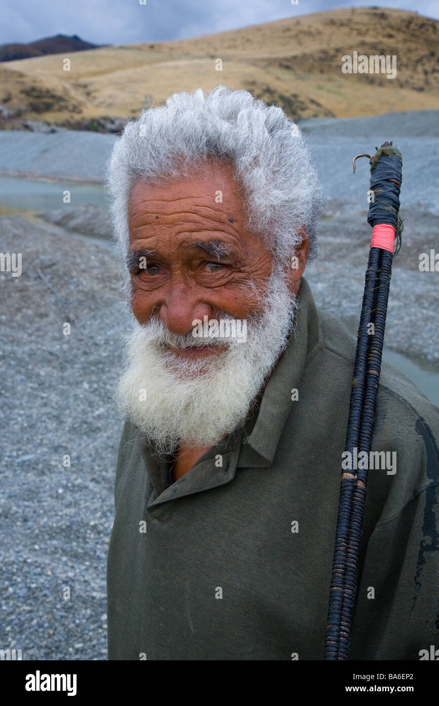 Maori Eel Catcher Banks Peninsula New Zealand Stock Photo - Alamy