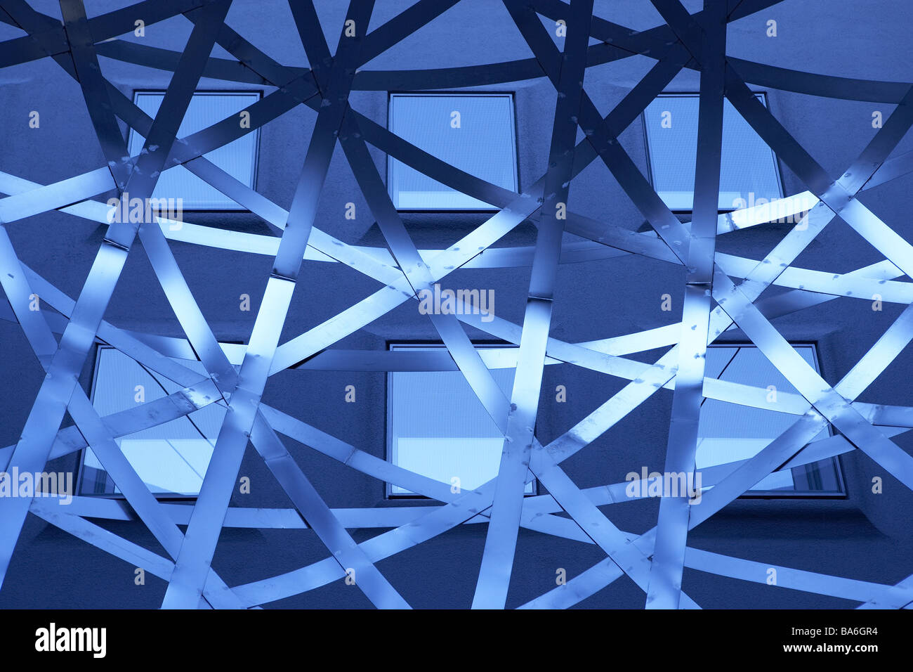 Buildings windows artwork metal-construction detail graphically ...