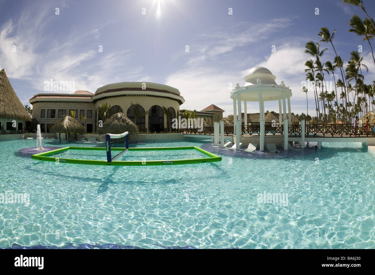 Pool demarcation hi-res stock photography and images - Alamy