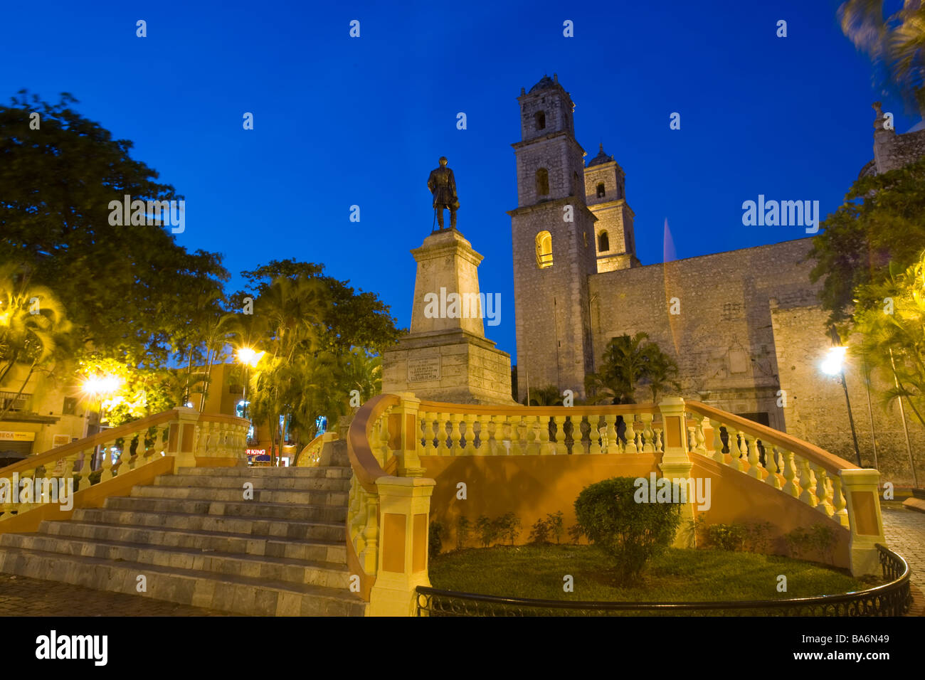 Hidalgo park merida mexico hi-res stock photography and images - Alamy