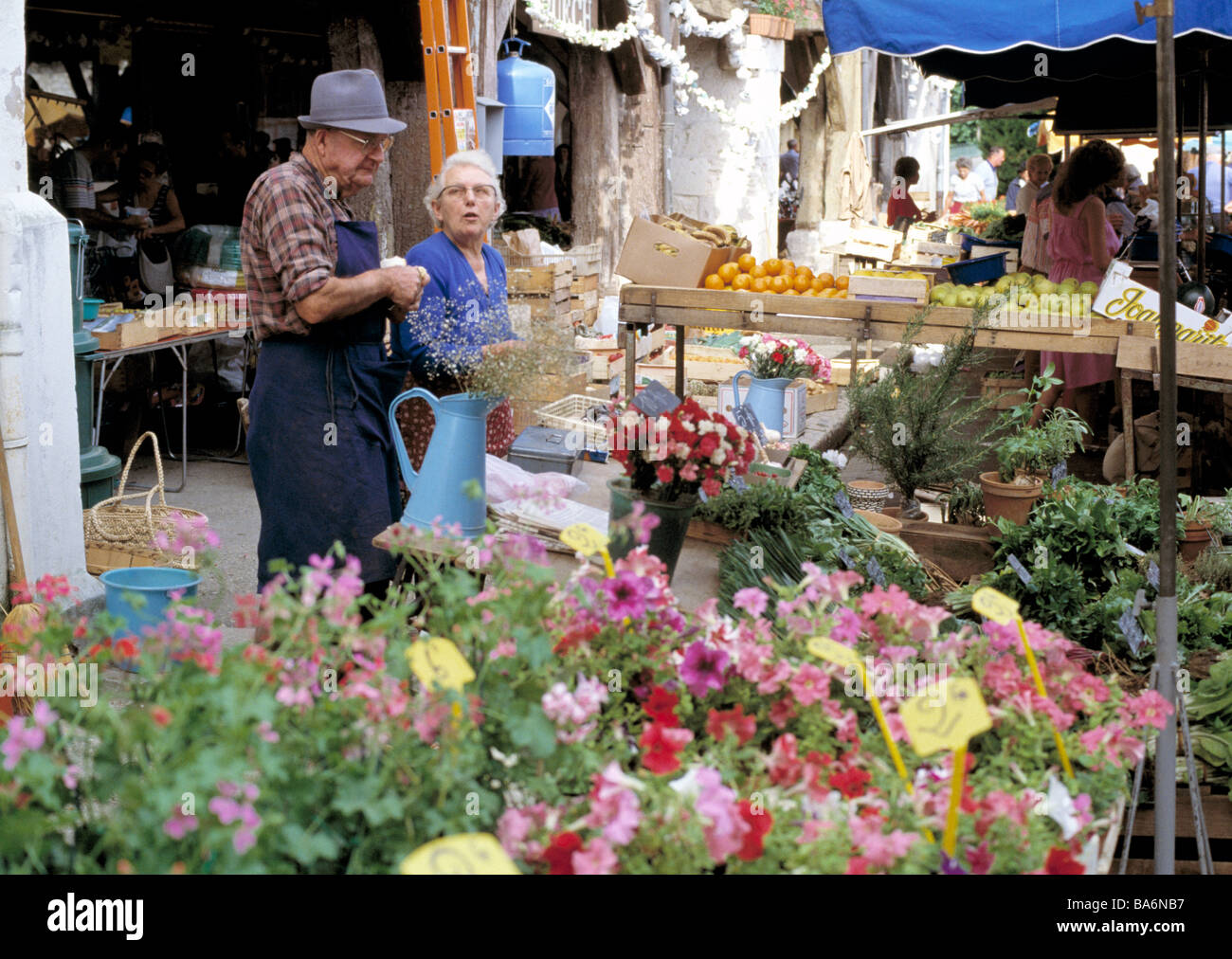 Local market stall Eymet France Stock Photo - Alamy