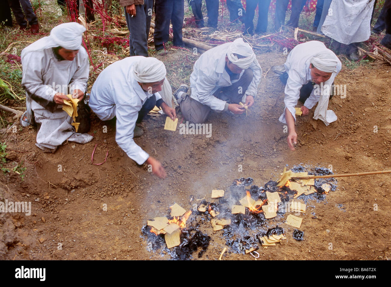 Chinese funeral china hi-res stock photography and images - Alamy