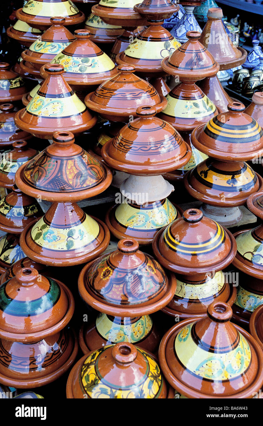 Meknes pottery hi-res stock photography and images - Alamy