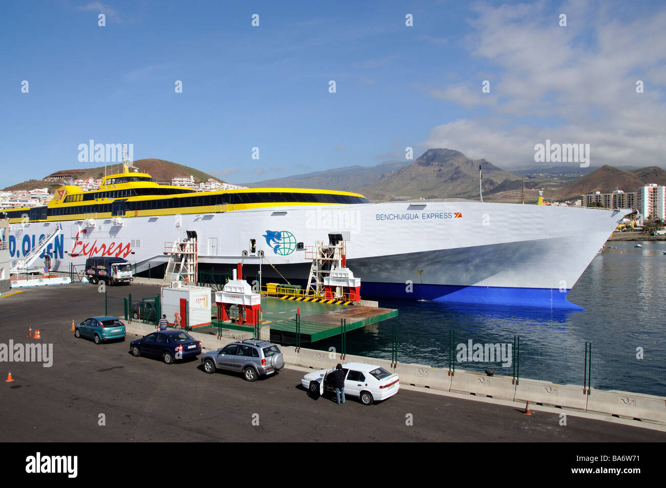 Fred Olsen Express passenger and vehicle inter island ferry at Los ...