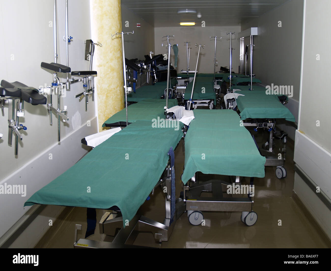 Hospital storage transportation-day beds series day beds stretchers ...