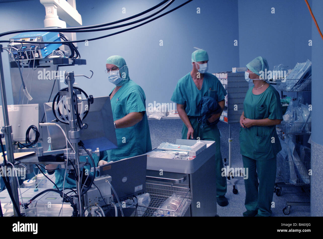 OP-Saal medical-team patient heart-operation series hospital OP-Team ...