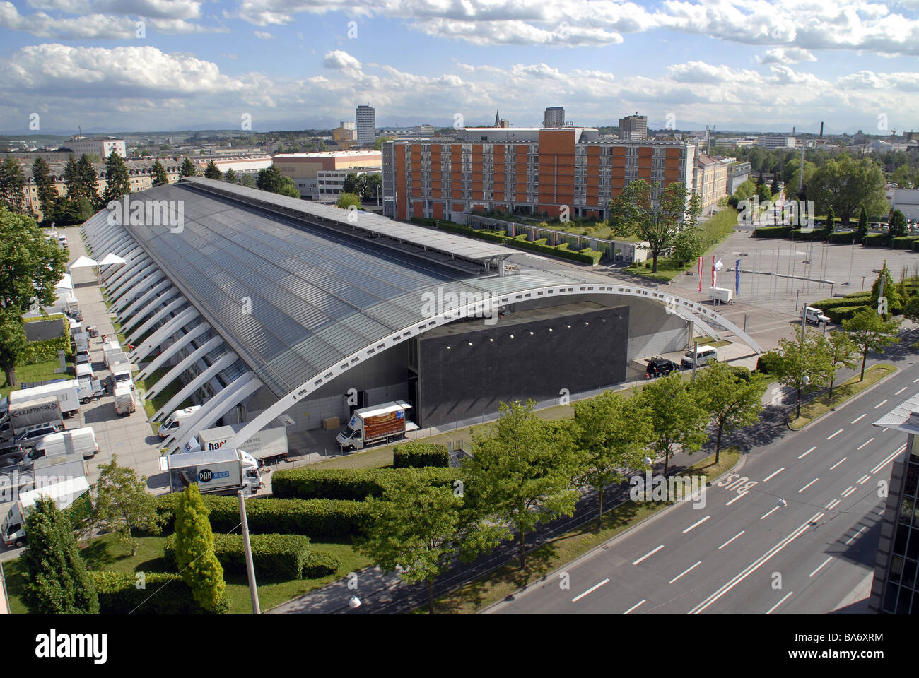 Austria waiter-Austria Linz design Center overview city Designcenter ...