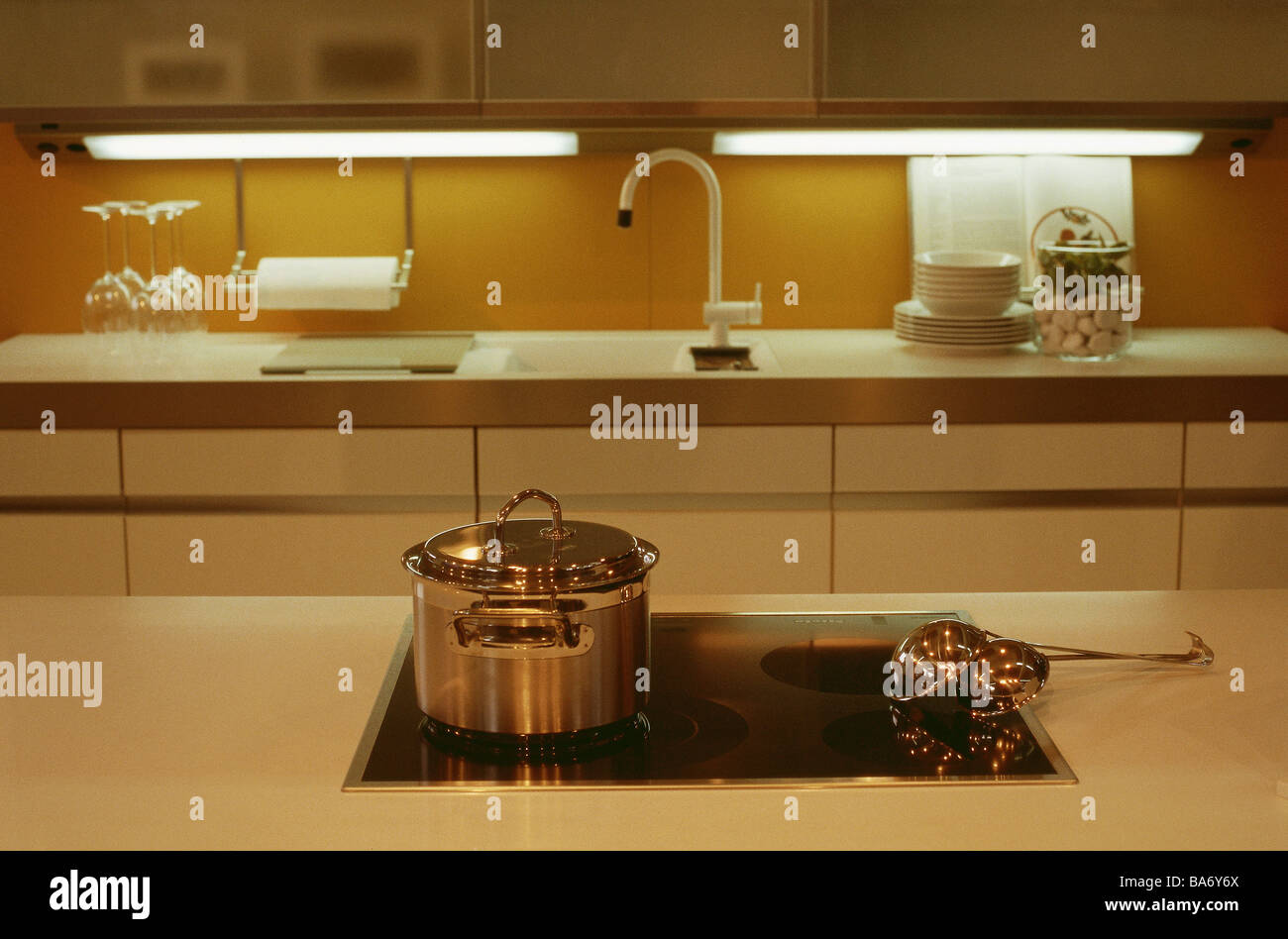Kitchen stove pot ladles series kitchen-closets kitchen-line kitchen ...