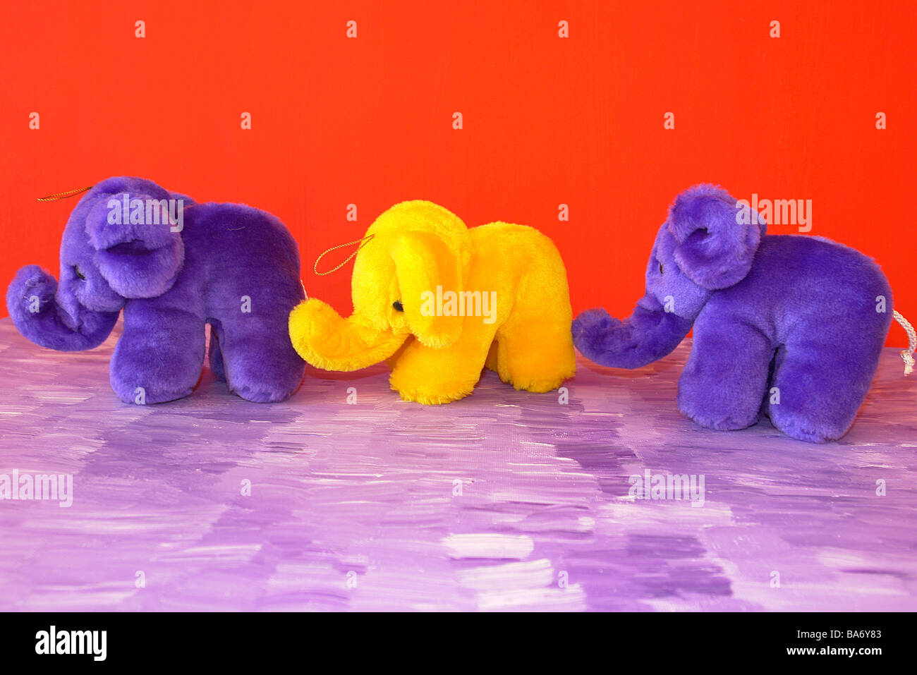 Material-animals "elephants" blue yellow toy Kuscheltiere plush-animals ...