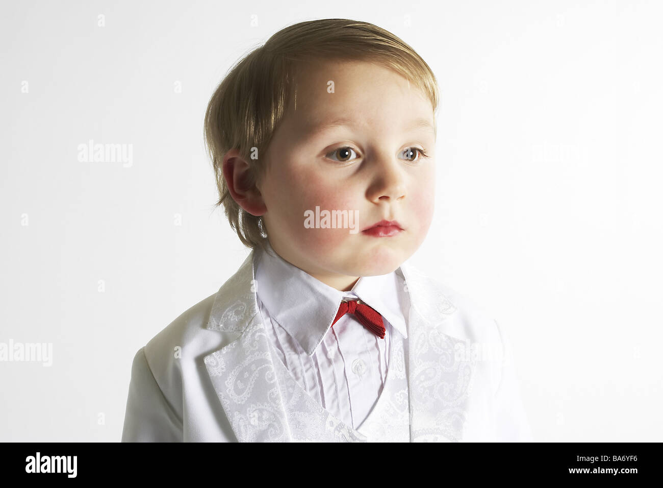 Give birth suit white festive portrait series people child child ...