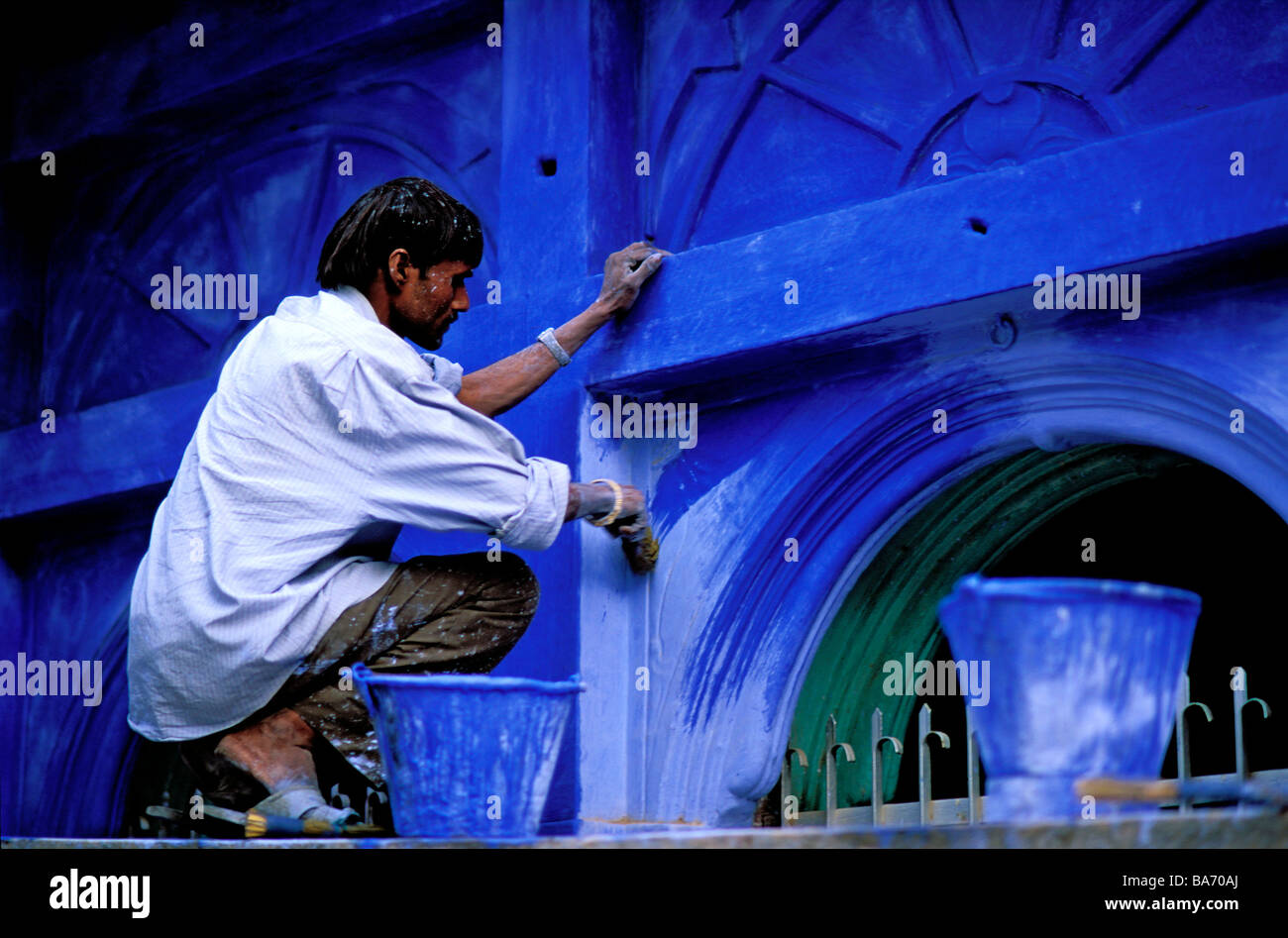 India, Rajasthan State, Jodhpur, the old blue town, facades paintings ...