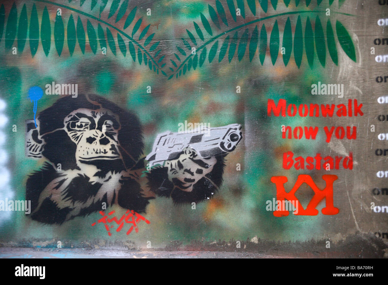 Michael Jackson & Bubbles stencil Stock Photo - Alamy