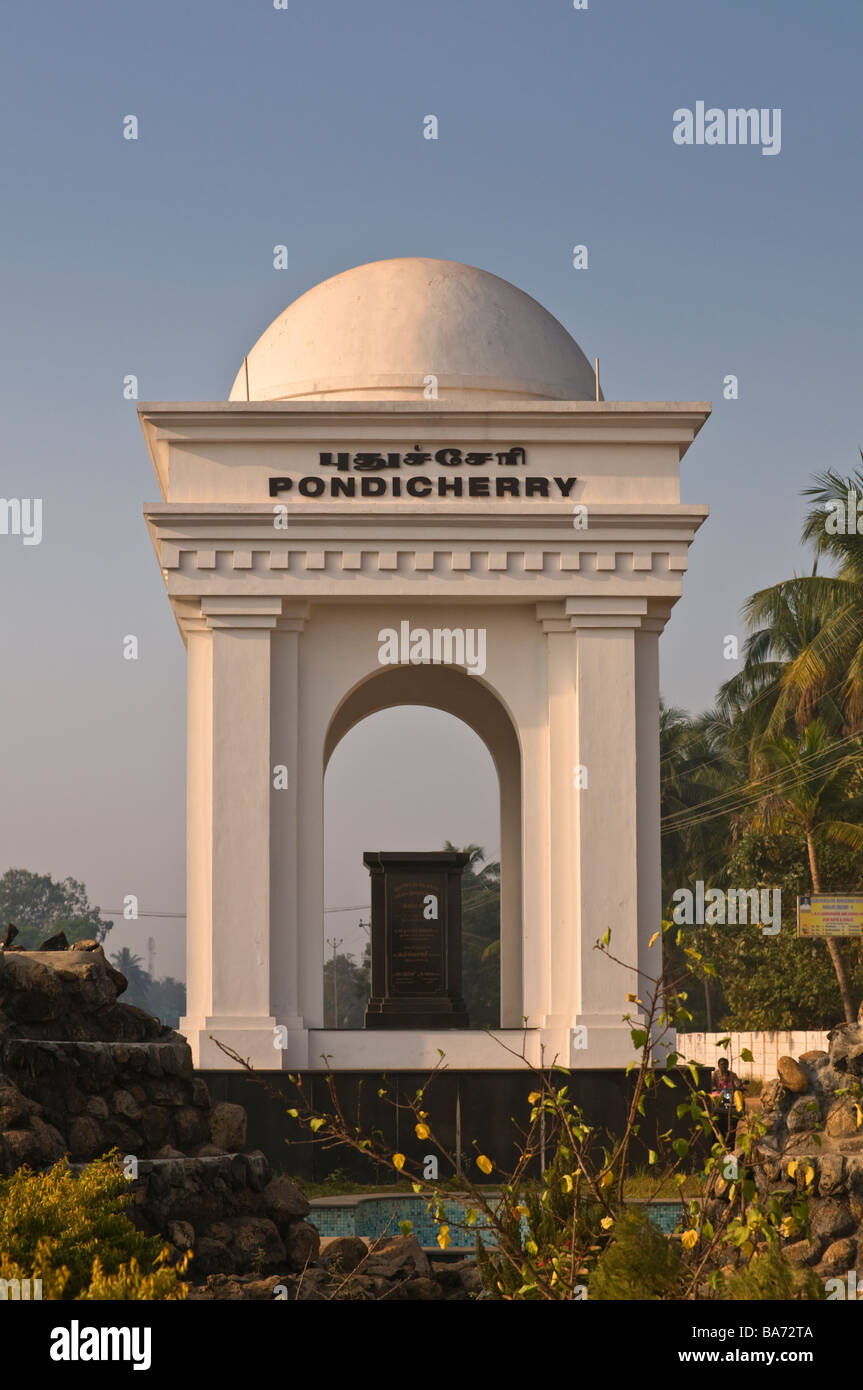 India tamil nadu pondicherry puducherry hi-res stock photography and ...