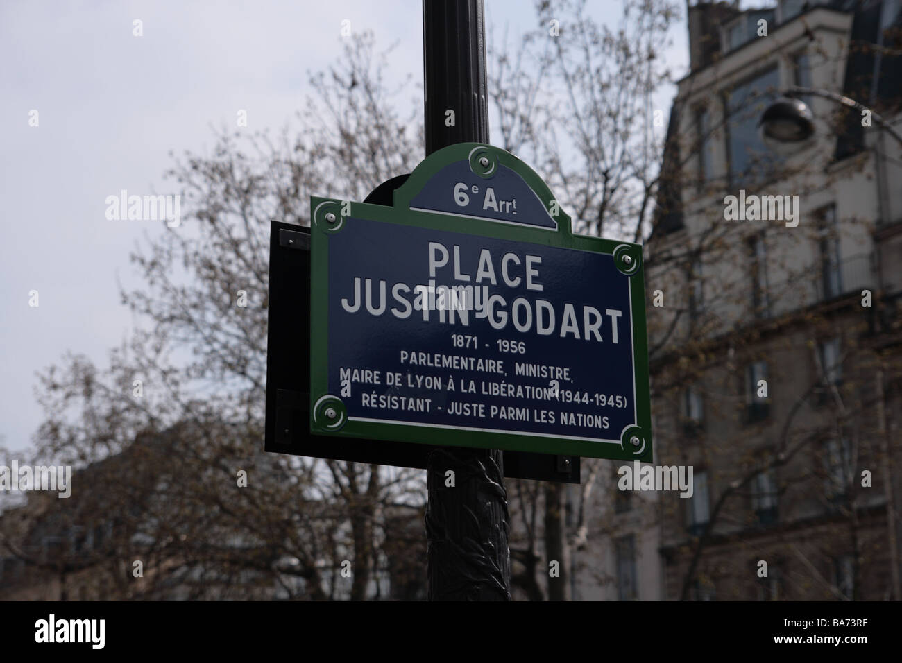 Place Justin Godart, Paris Stock Photo - Alamy