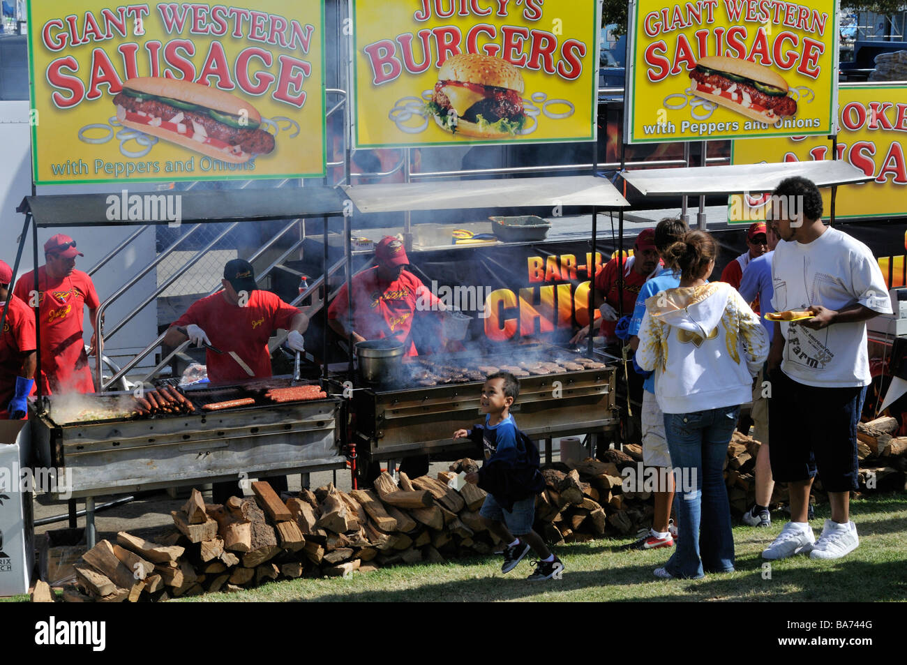 Concession food hi-res stock photography and images - Alamy