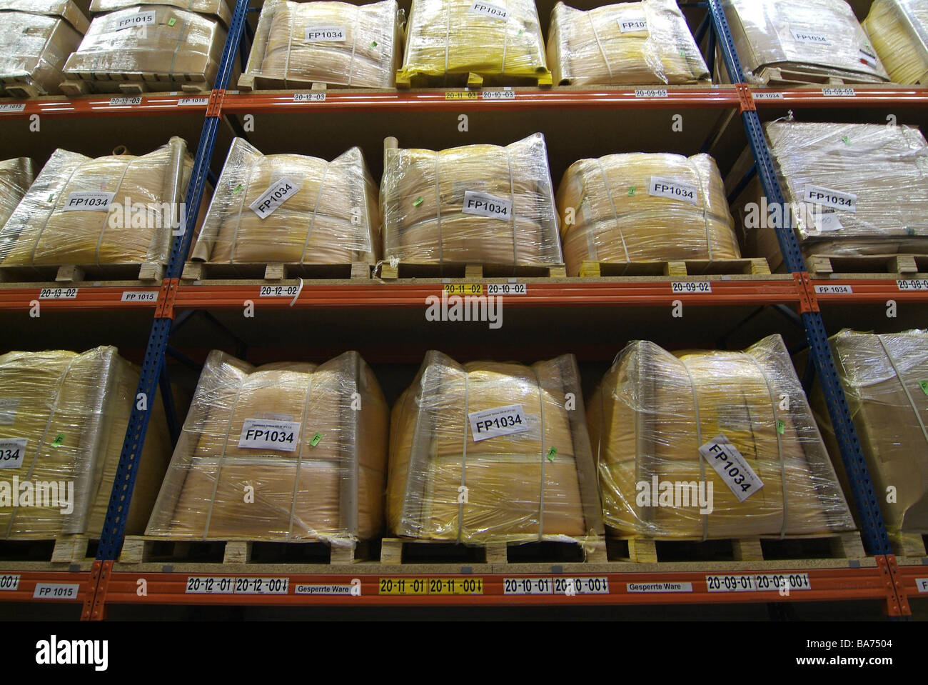 Ink and pigments hi-res stock photography and images - Alamy