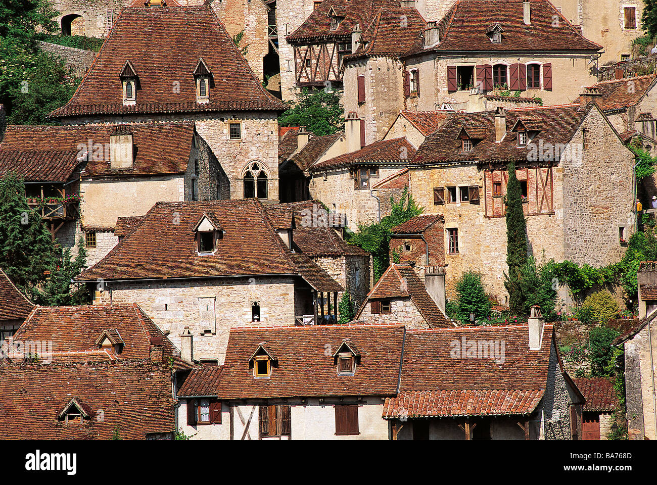 France, Lot, Lot Valley, Saint Cirq Lapopie, labelled Les Plus Beaux ...