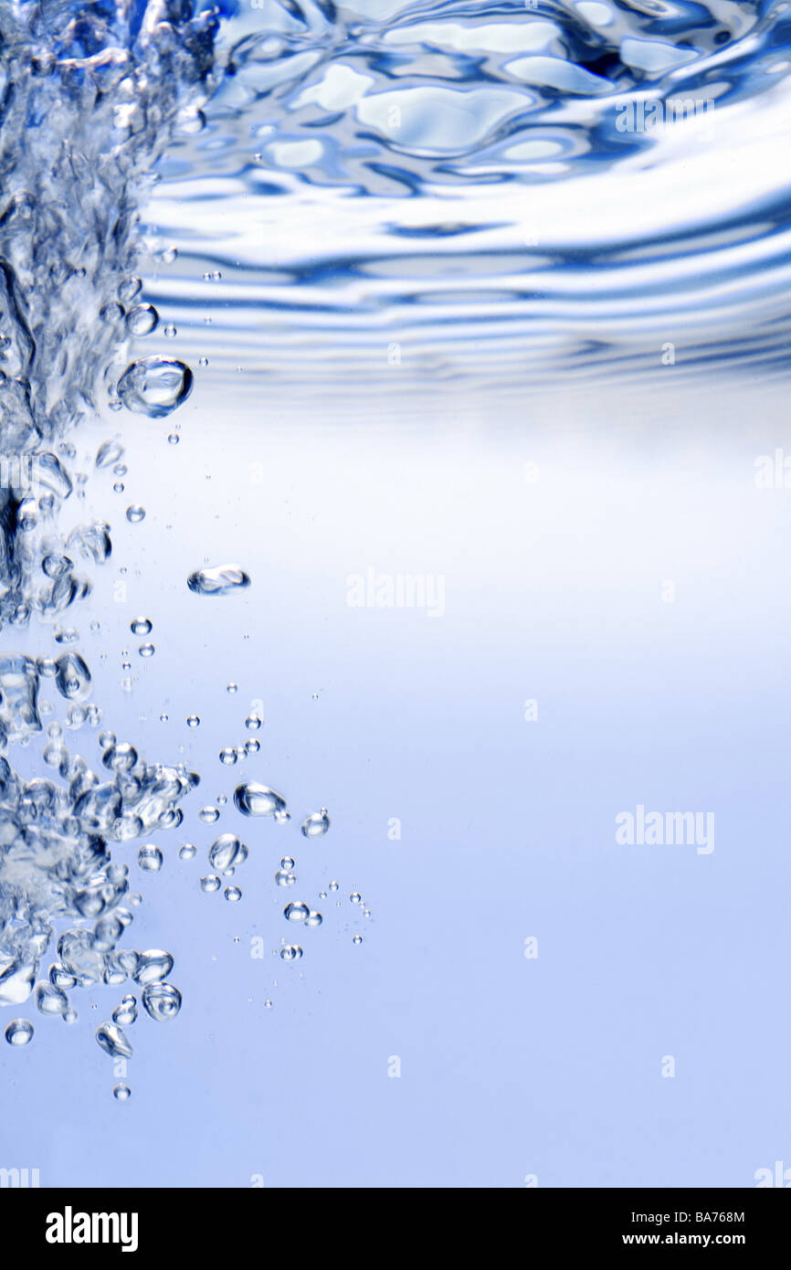 Water air-blisters waves detail wave-formation air-blister-formation ...