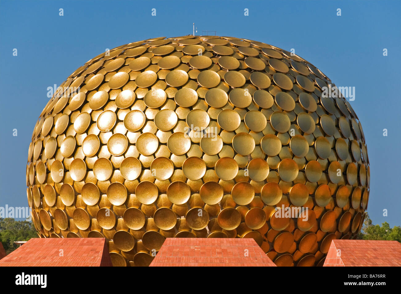 Matri Mandir Meditation Centre Auroville Pondicherry Tamil Nadu India ...