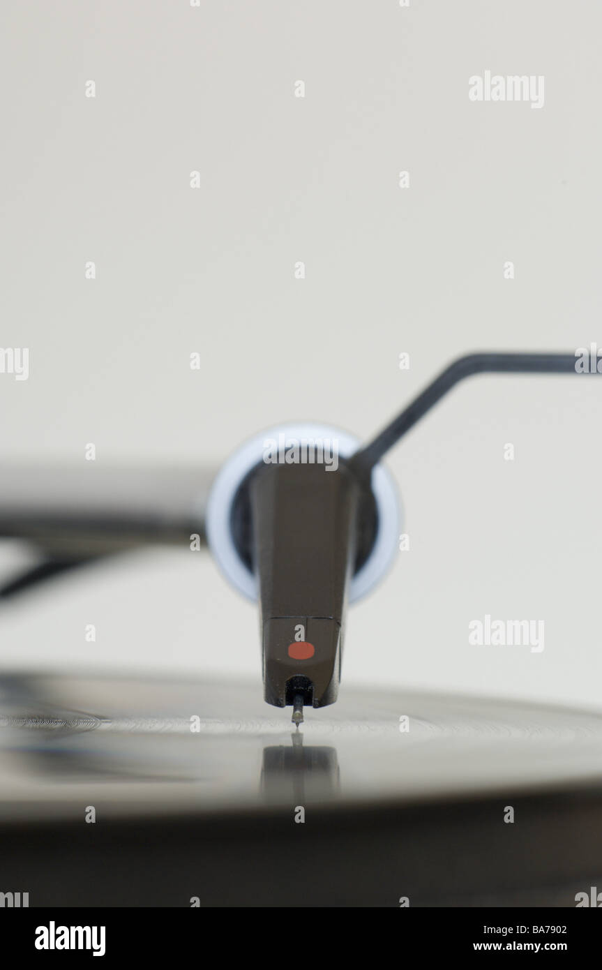 Record players hi-res stock photography and images - Alamy