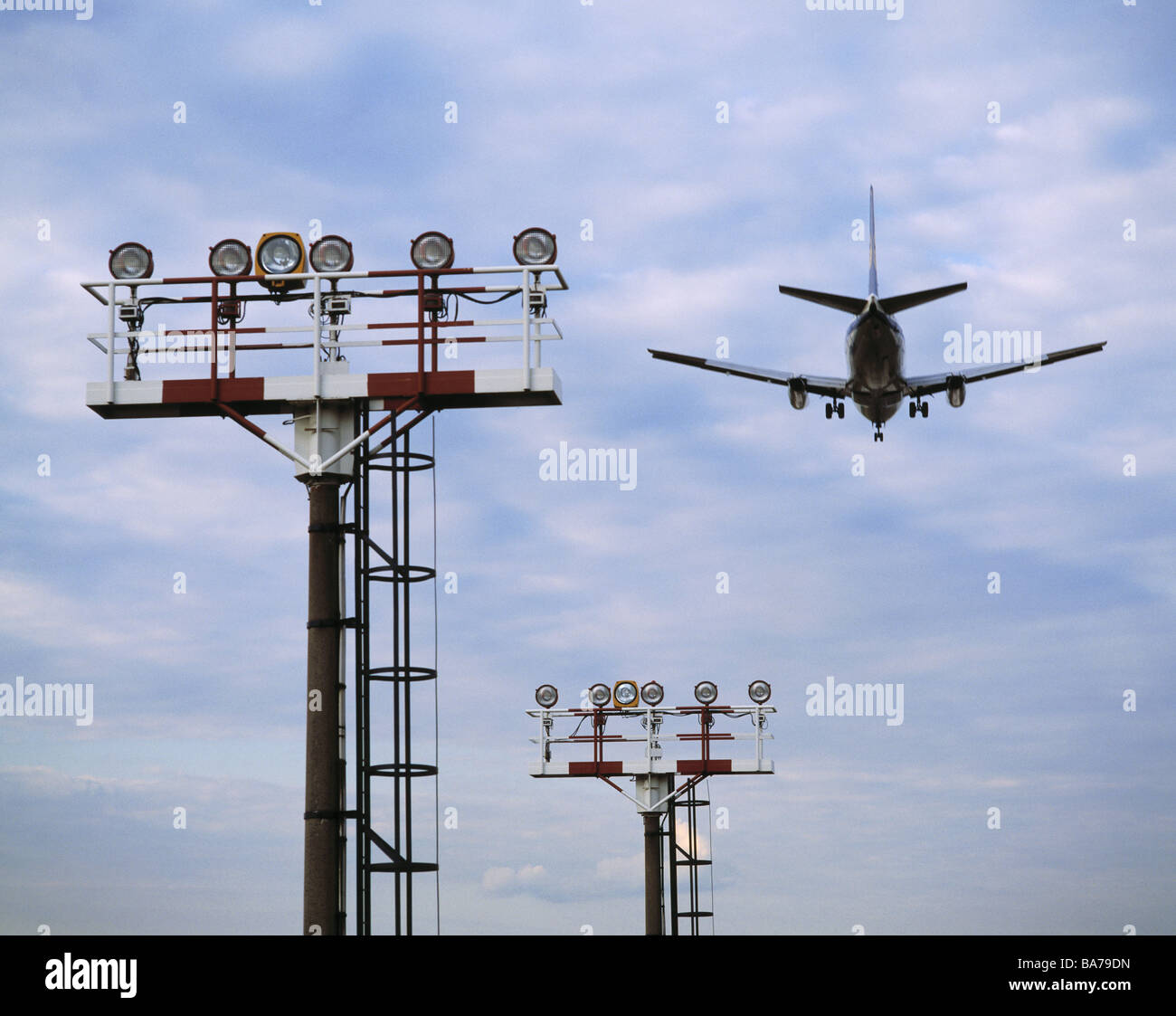 Descent landing hi-res stock photography and images - Alamy