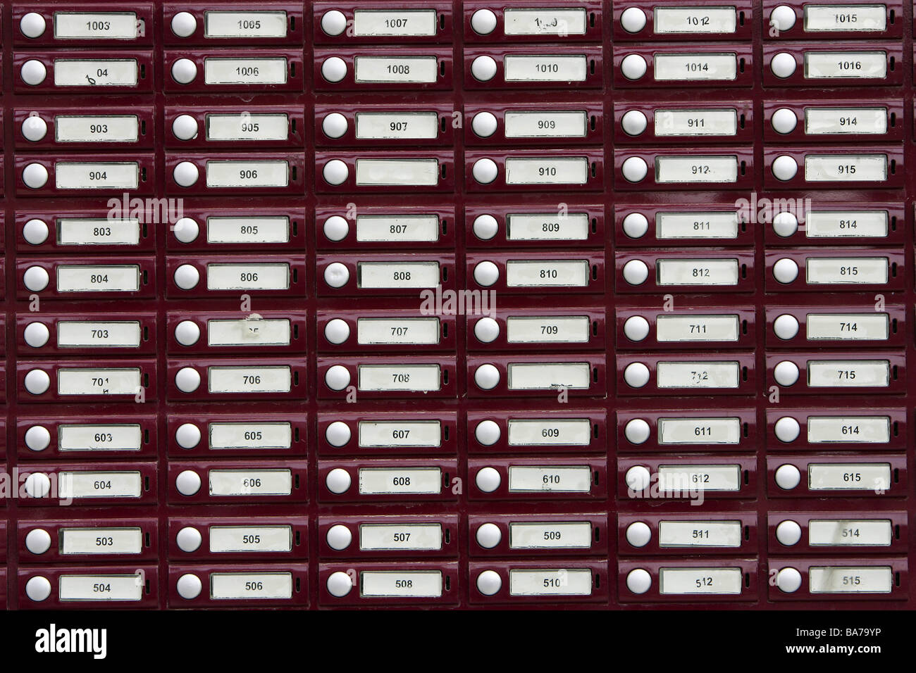 Student-residence bell-installation close-up residence block of flats ...