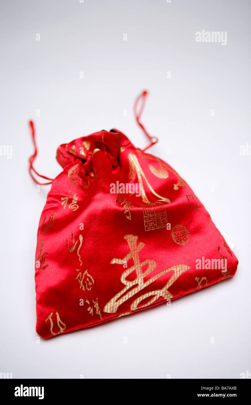 Red embroidered Chinese silk bag Stock Photo - Alamy