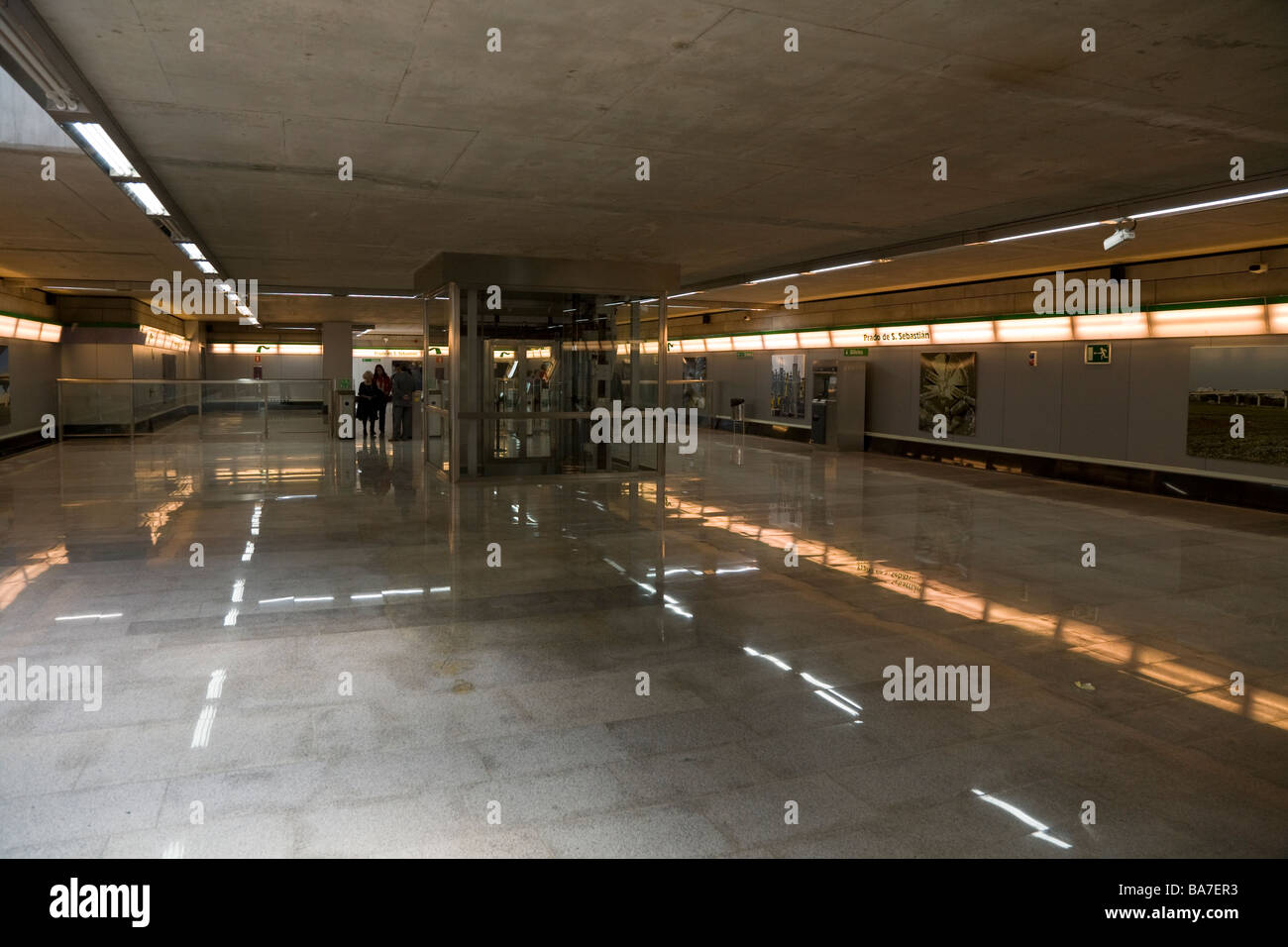 Concourse hall at Prado de San Sebastian station, Seville metro ...