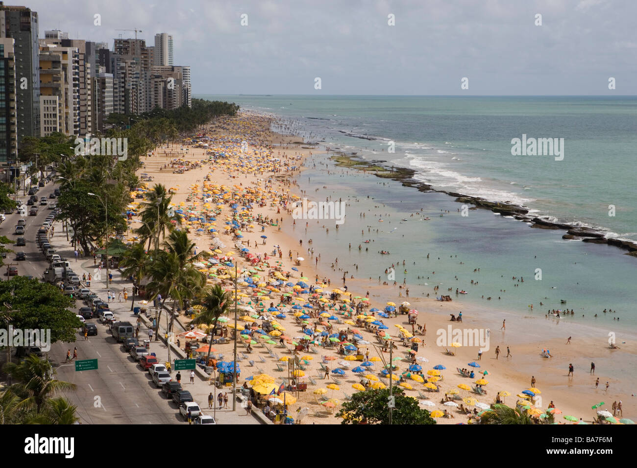 Recife beach hi-res stock photography and images - Alamy