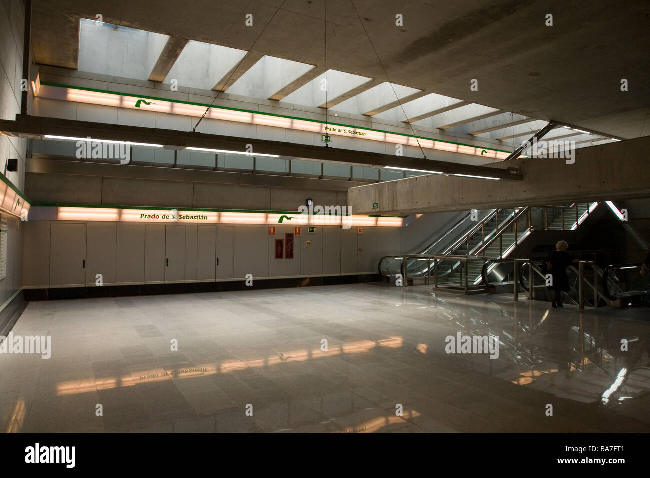 Concourse hall at Prado de San Sebastian station, Seville metro ...