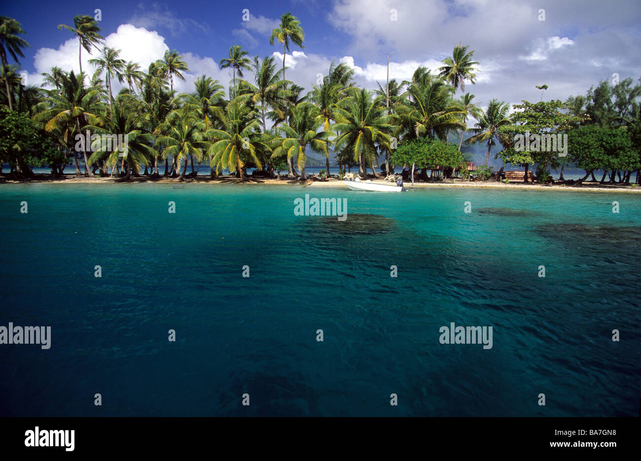 Motu off the east coast of Raitea, Raiatea, French Polynesia, South Sea ...