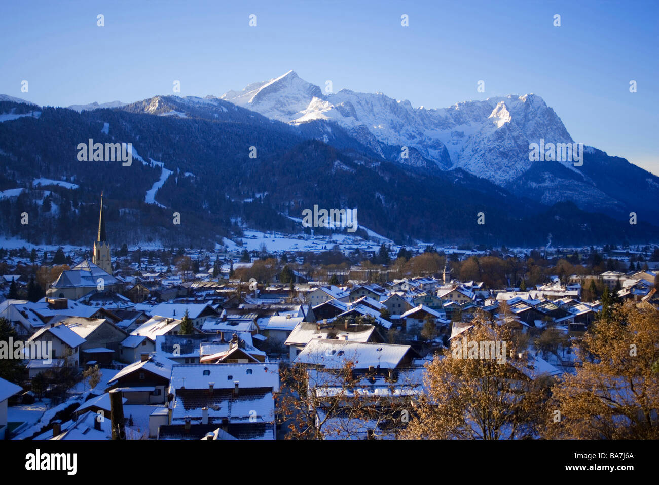 View over Garmisch-Partenkirchen to the Zugspitze and Alpspitze ...