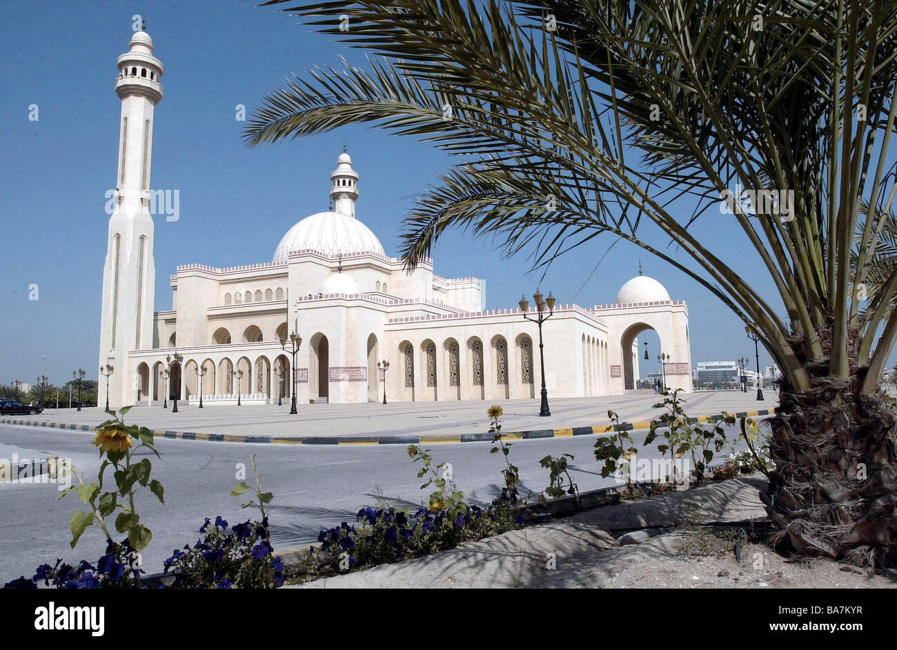 THE AL FATEH MOSQUE IN BAHRAIN Stock Photo - Alamy