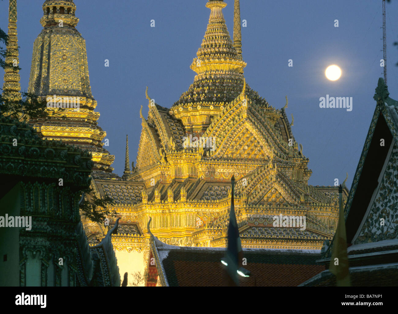 Wat Po with full moon, Bangkok, Thailand Stock Photo - Alamy