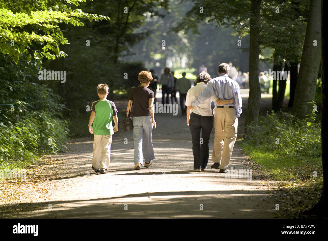 Park way models no release park people Maar pedestrians back-opinion ...