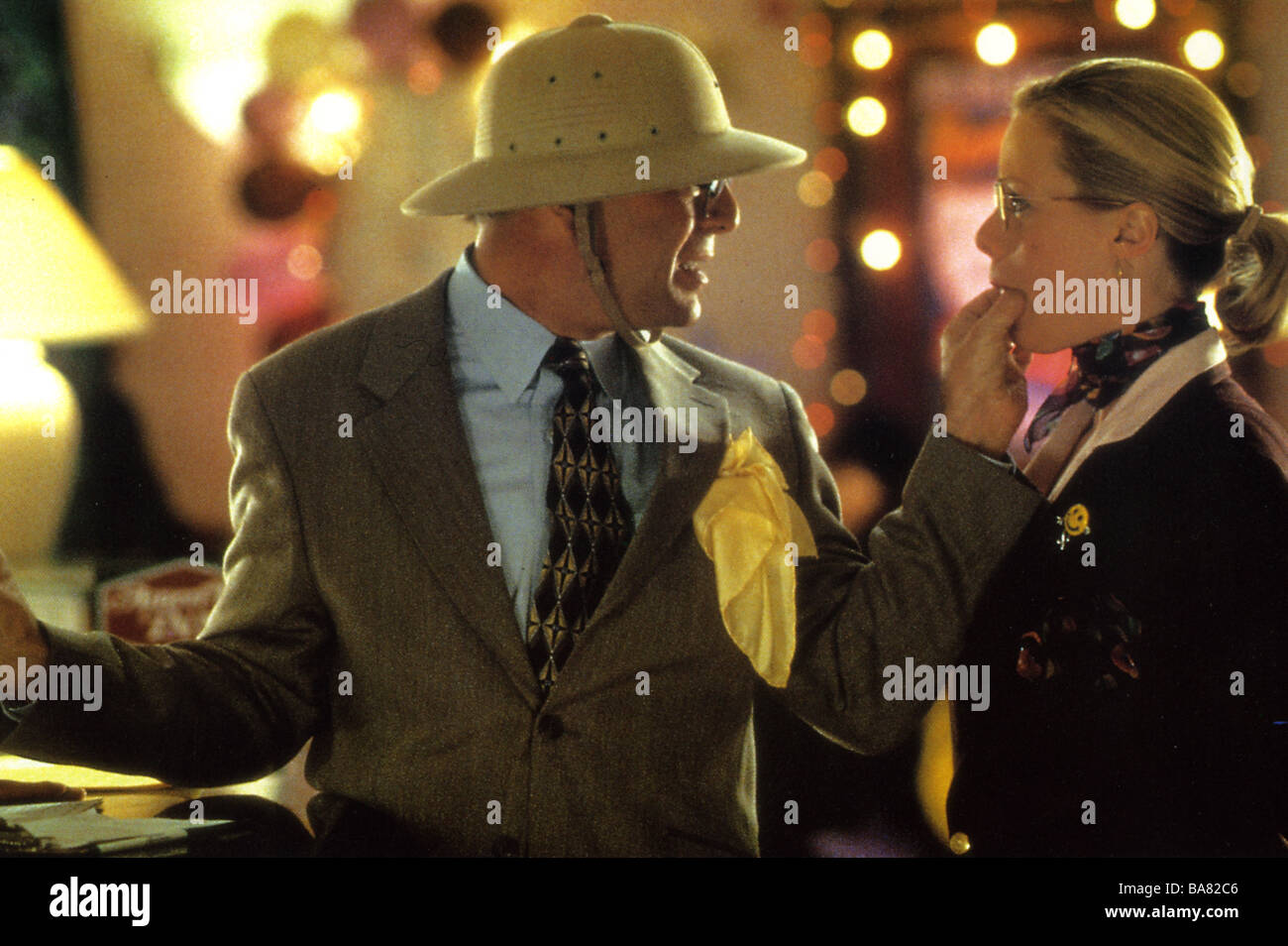 BREAKFAST OF CHAMPIONS 1999 Summit film with Bruce Willis Stock Photo ...