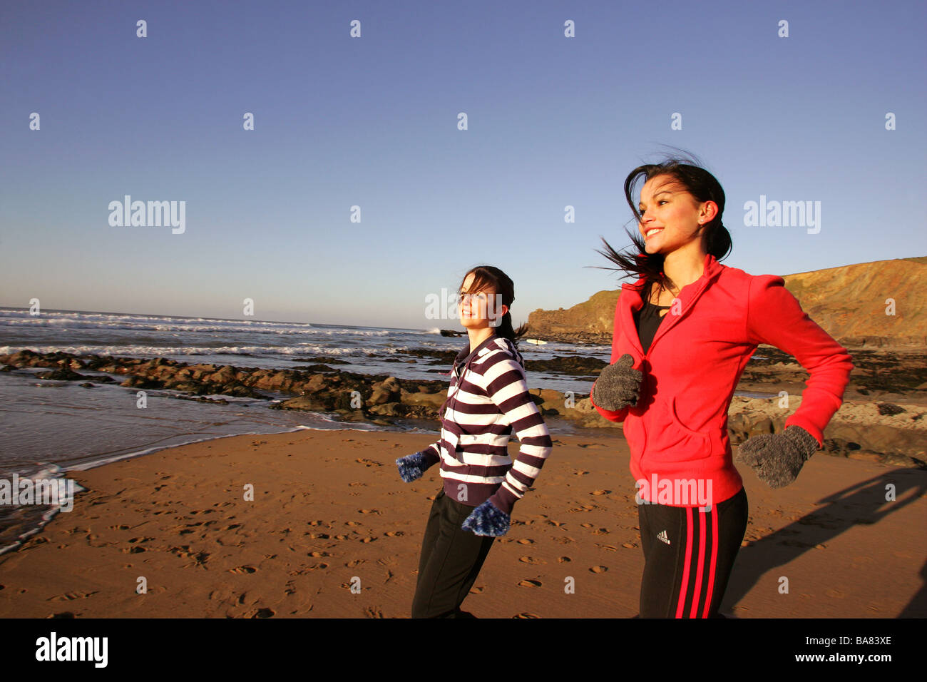Bude cornwall girls hi-res stock photography and images - Alamy