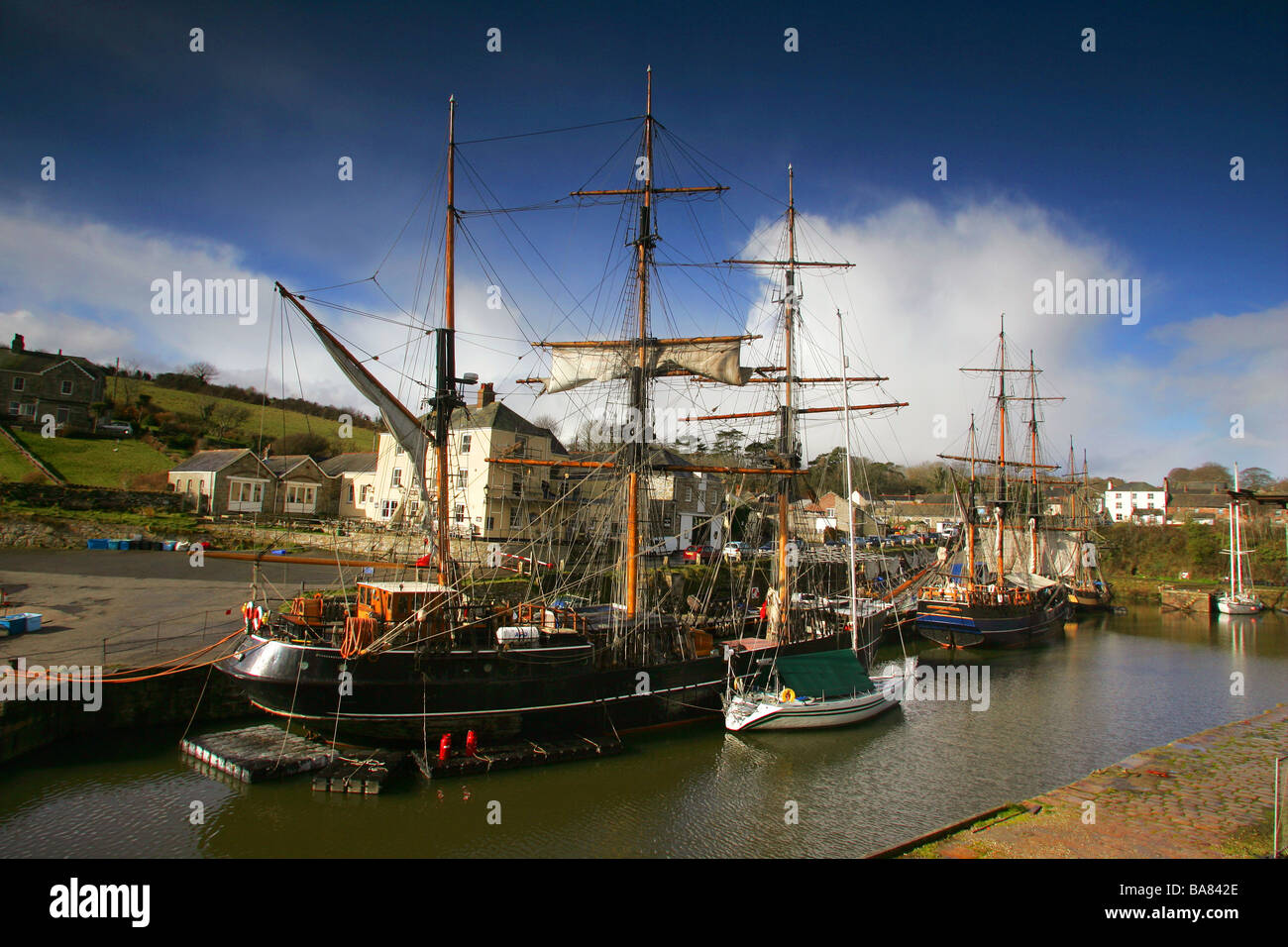 Charlestown and cornwall hi-res stock photography and images - Alamy