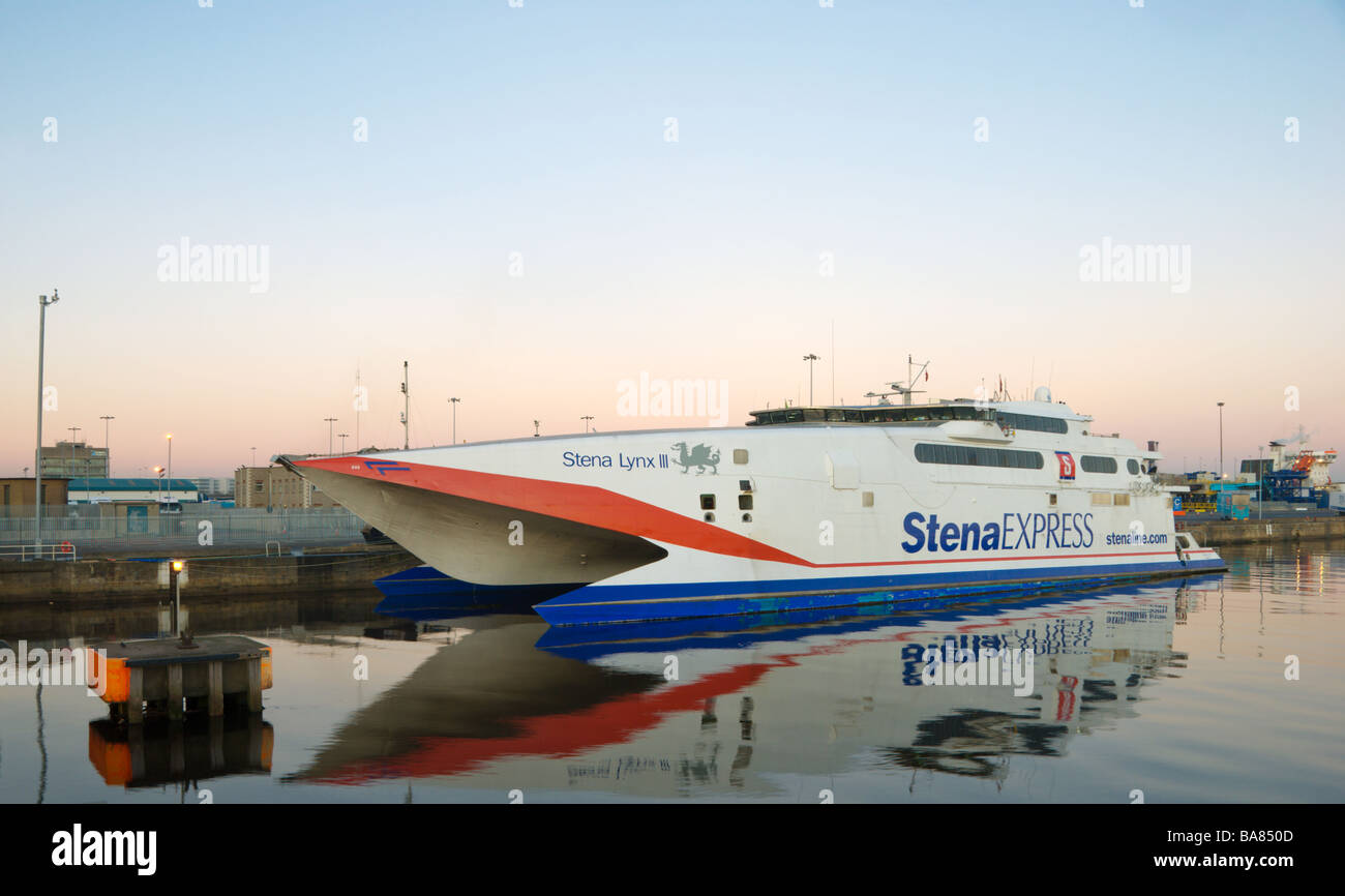 The Stena Lynx III moored at Dublin Docks Stock Photo - Alamy