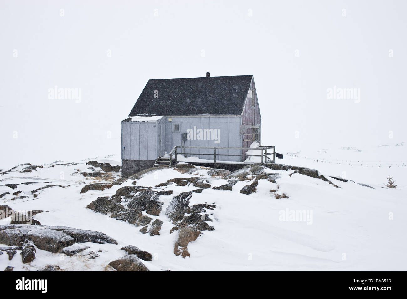 Kulusuk greenland winter houses hi-res stock photography and images - Alamy