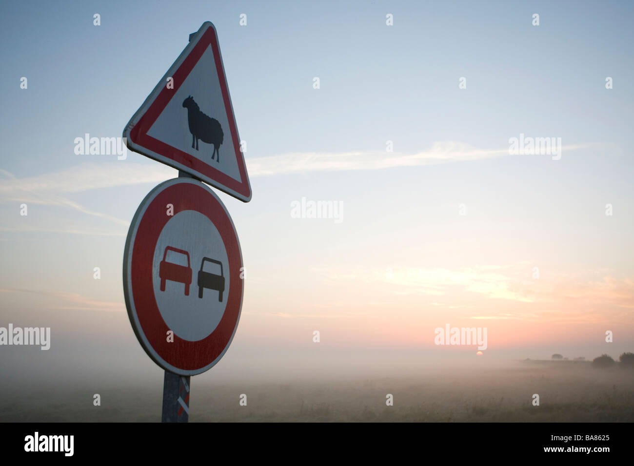 Abbey Road Signs High Resolution Stock Photography and Images - Alamy